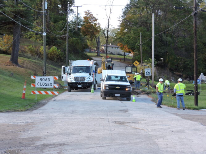 Natural gas line ruptures close roads, prompt evacuations | News ...